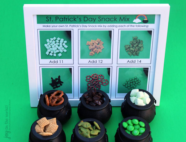 St. Patrick's Day Snack Mix with Free Printables - Joy in the Works